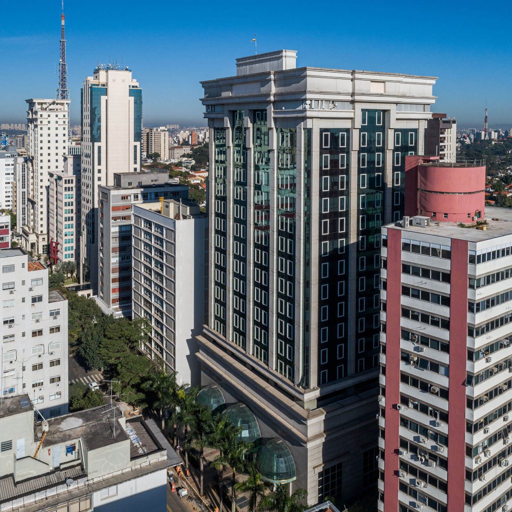 Ed. New England - Pedra Forte